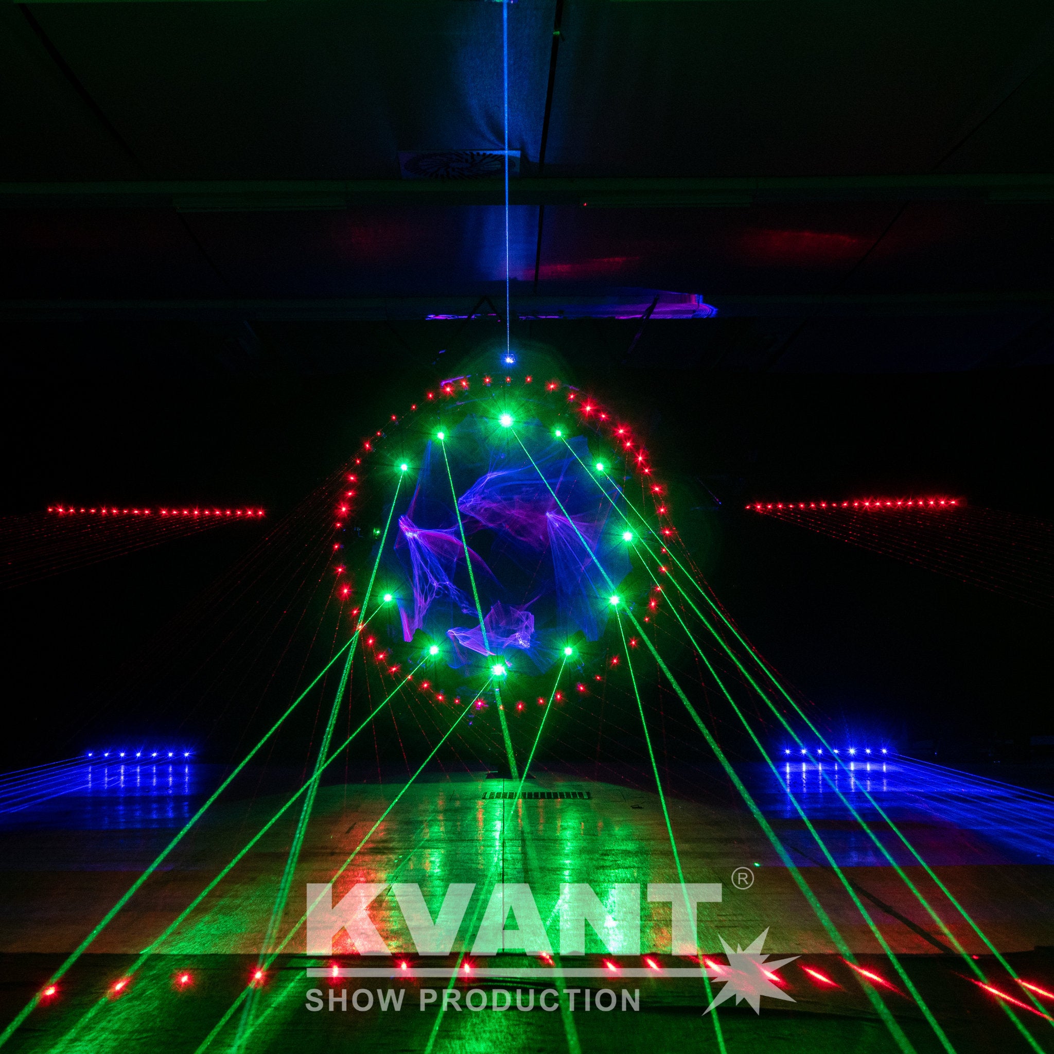 INDOOR MULTIMEDIA INSTALLATIONS – Kvant Show Production
